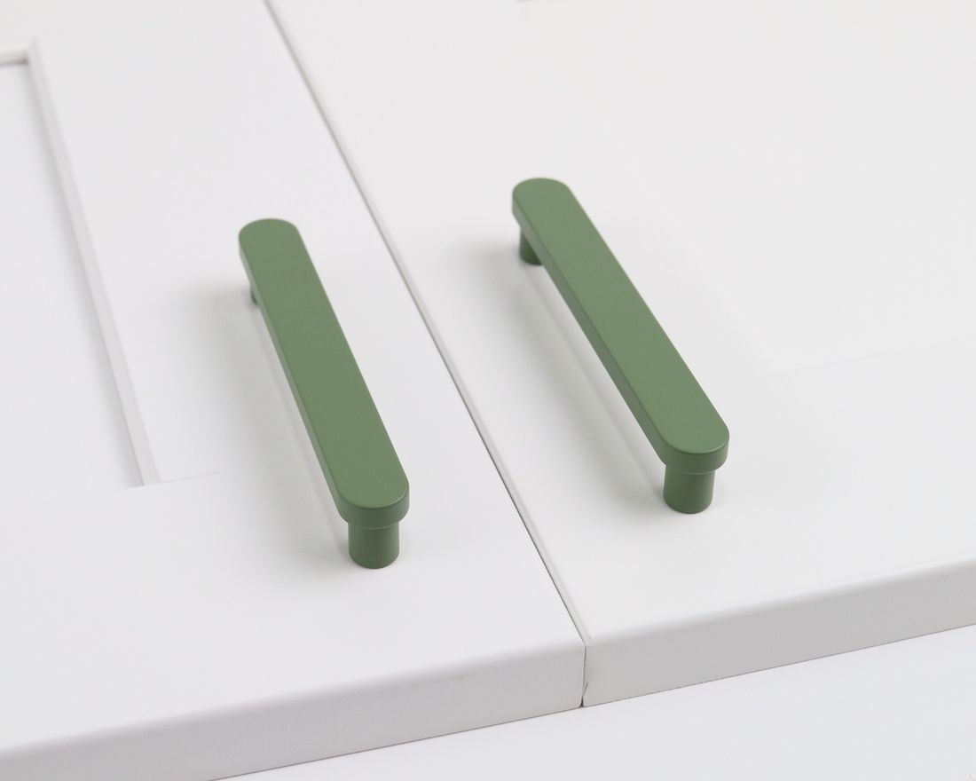 The Case for Simple Colorful Handles in Your Kitchen